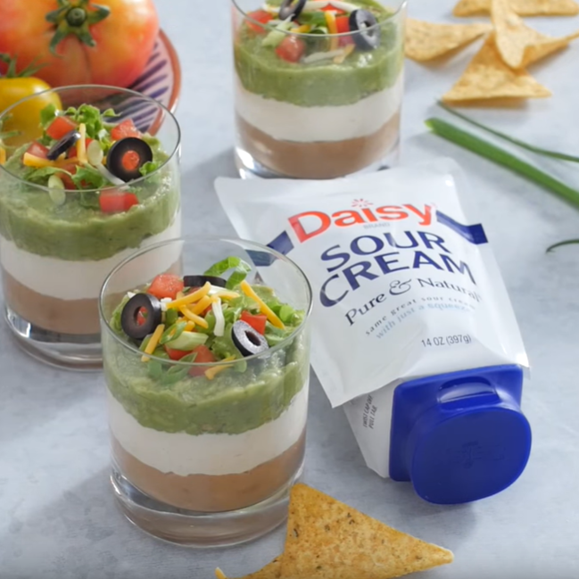 Mexican Layered Bean Dip – Daisy Brand – Sour Cream & Cottage Cheese